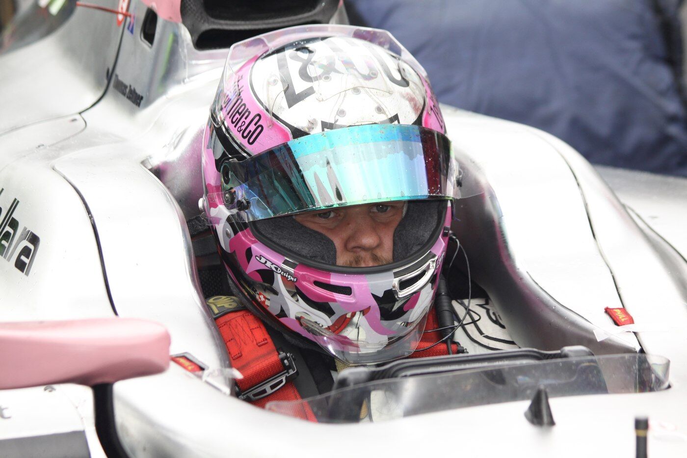 Thomas Zeltner surprises with double victory in Most! - MAXX FORMULA ...